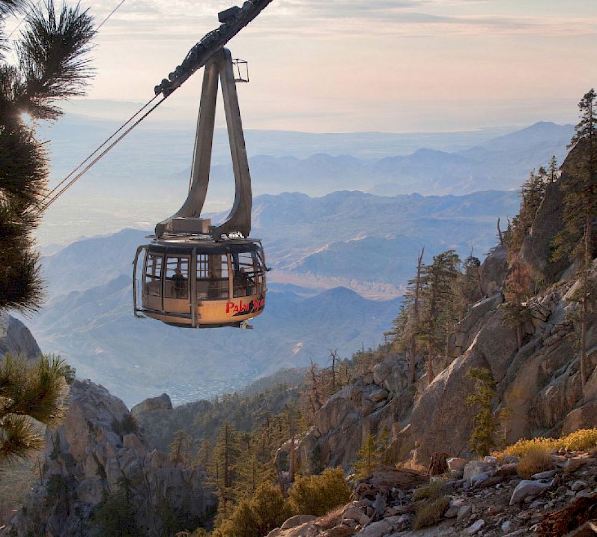 Obtenga boletos con descuento para el teleférico de Palm Springs ...